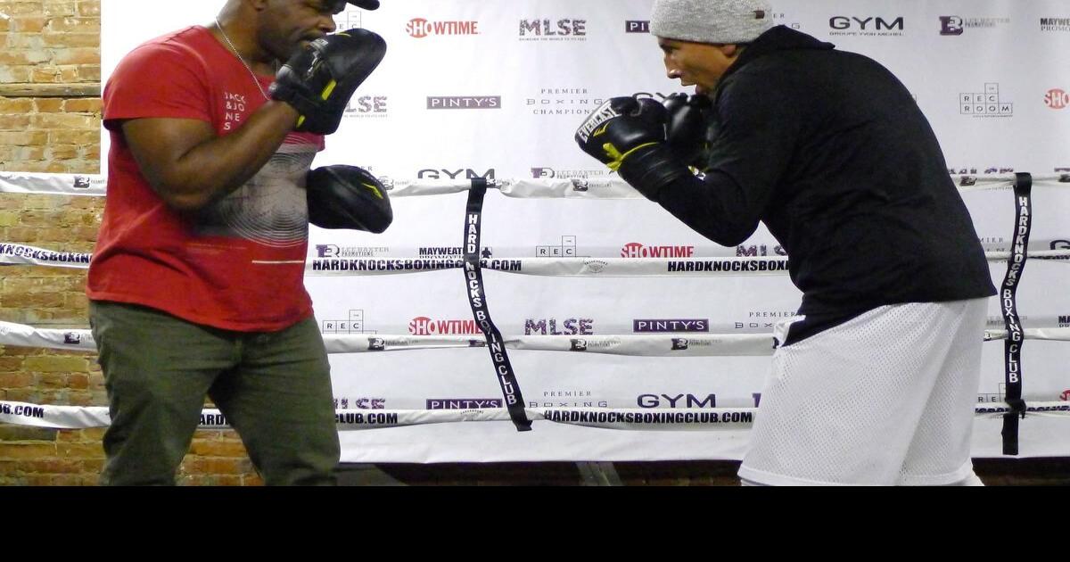 Toronto boxer Samuel Vargas takes on undefeated Adrian Gabriel Pereiro