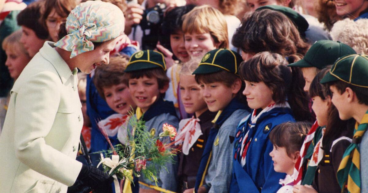 Australian Girl Guides drop Queen and God from pledge