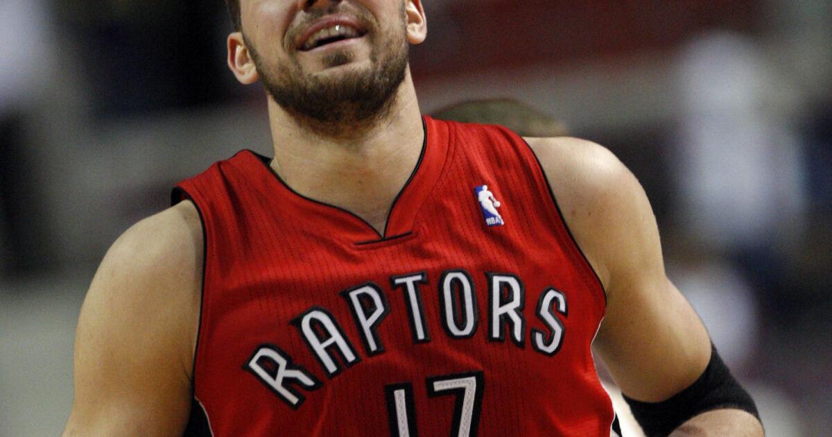 Raptors centre Jonas Valanciunas named to NBA all-rookie second team
