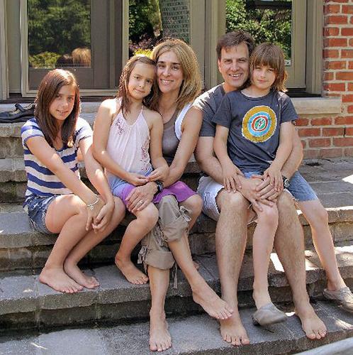 Toronto doctors relocate to Malawi to fight AIDS