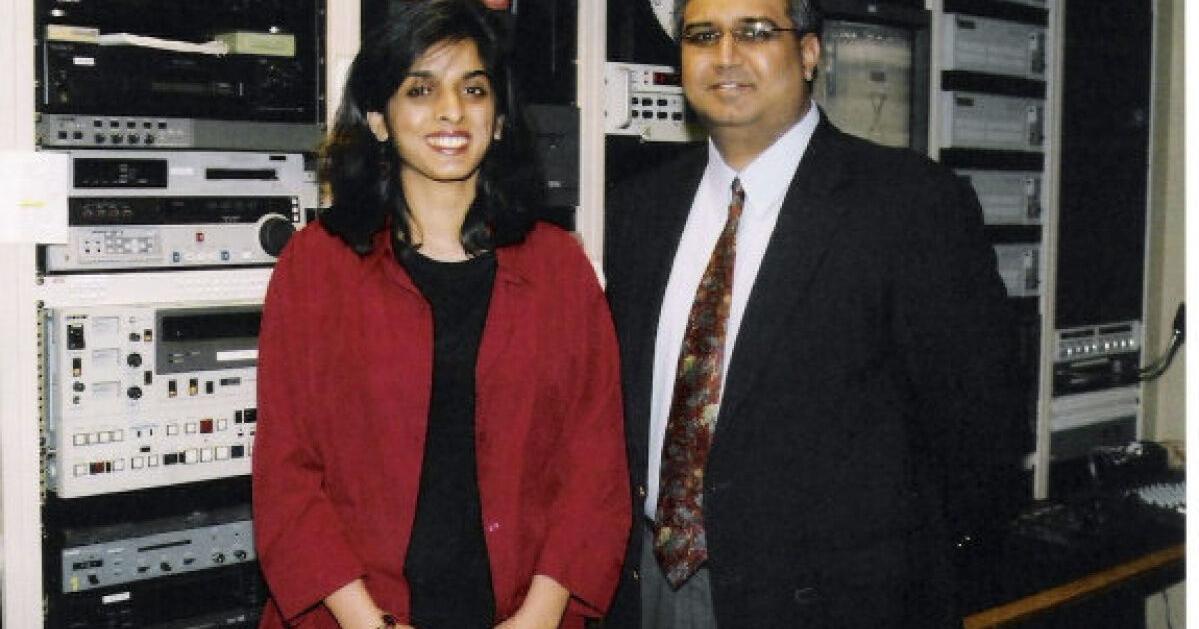 Former TV executive gets 25 years to life for beheading wife