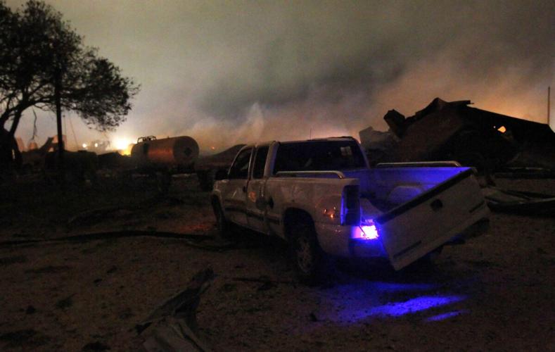 Texas fertilizer plant explosion: Crews seek survivors, bodies after ...