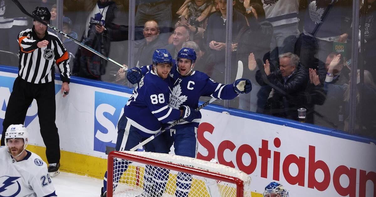 Maple Leafs captain John Tavares stepping up against Lightning