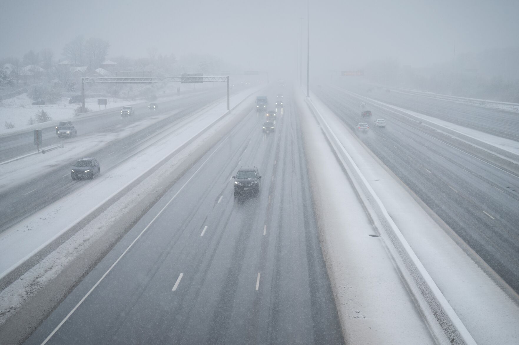Snowfall recap: Toronto weather alert lifted; About 200 collisions reported