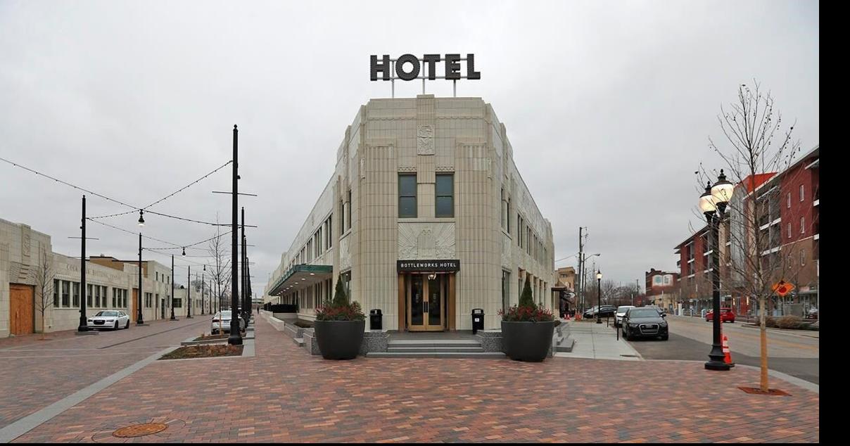 Former Indianapolis Coca-Cola plant is now an upscale hotel