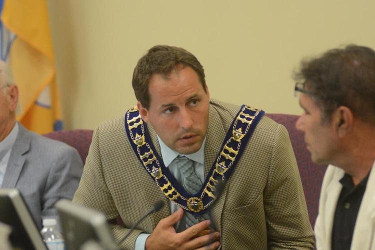 Women demand to see secret threat assessment on Stouffville mayor