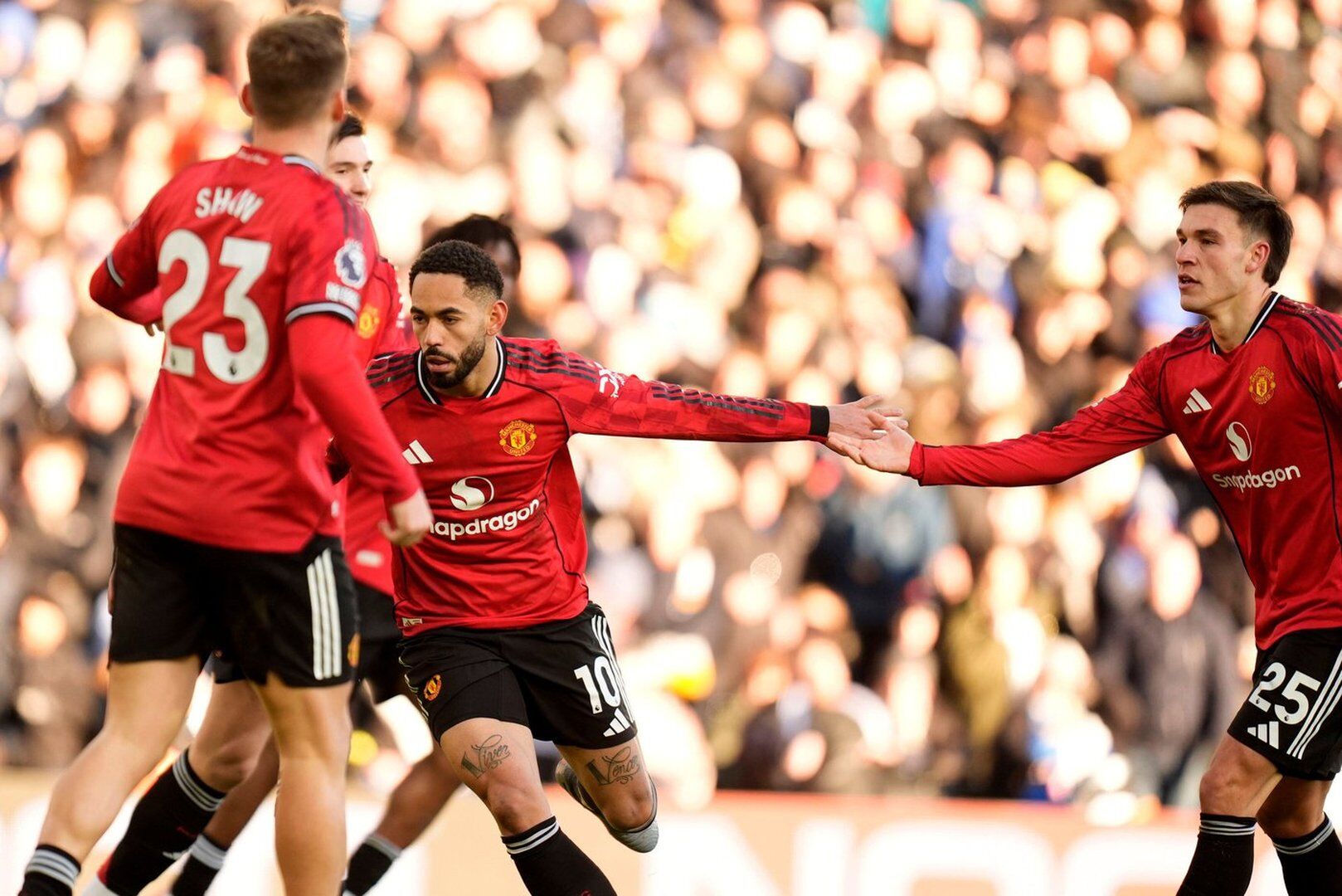 EPL scores: Cunha earns Man United a point in 1-1 draw at Leeds