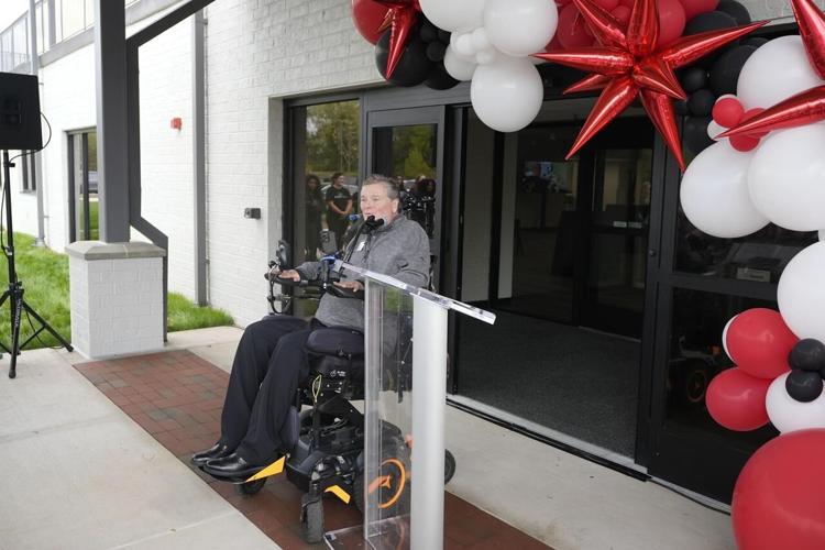 Sam Schmidt opens paralysis center in Indianapolis to rehabilitate ...