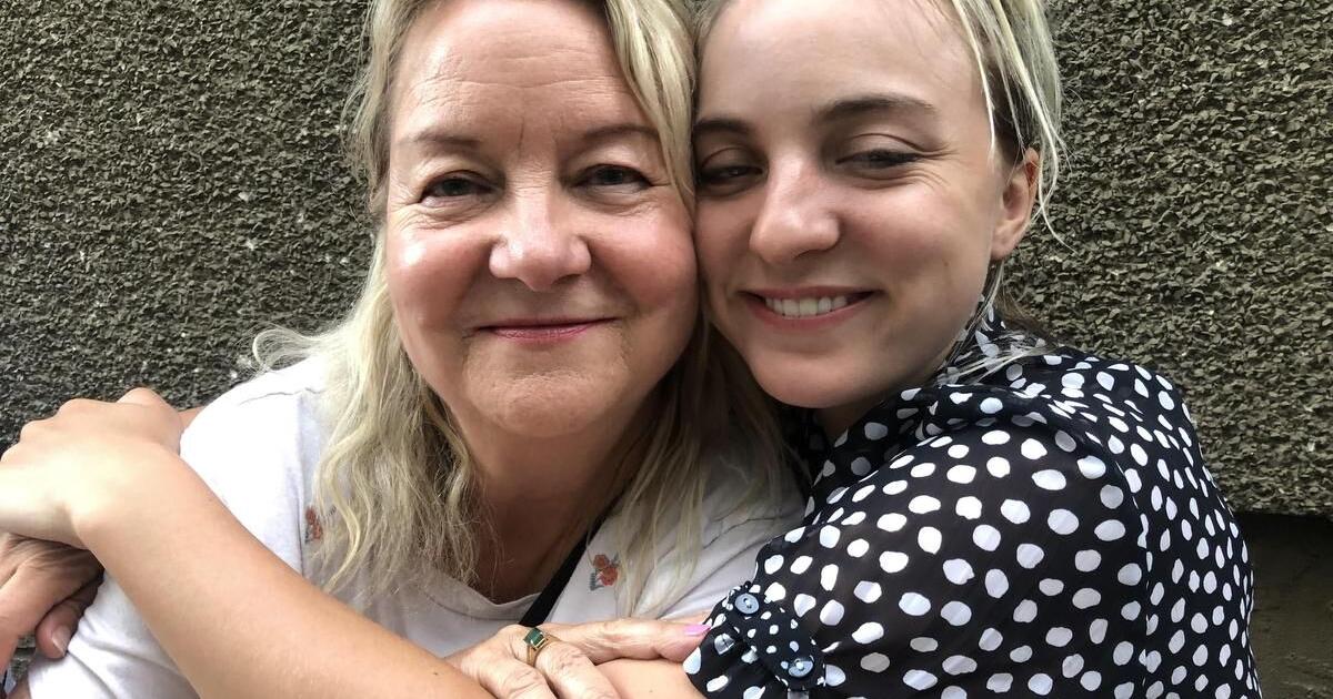 How Lowell’s film producer mom helped the singer beat writer’s block