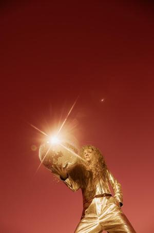 After 23 years, Amanda Marshall makes the music comeback of the year