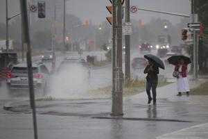 Heavy rainfall in Toronto, some lanes on Lakeshore flooded