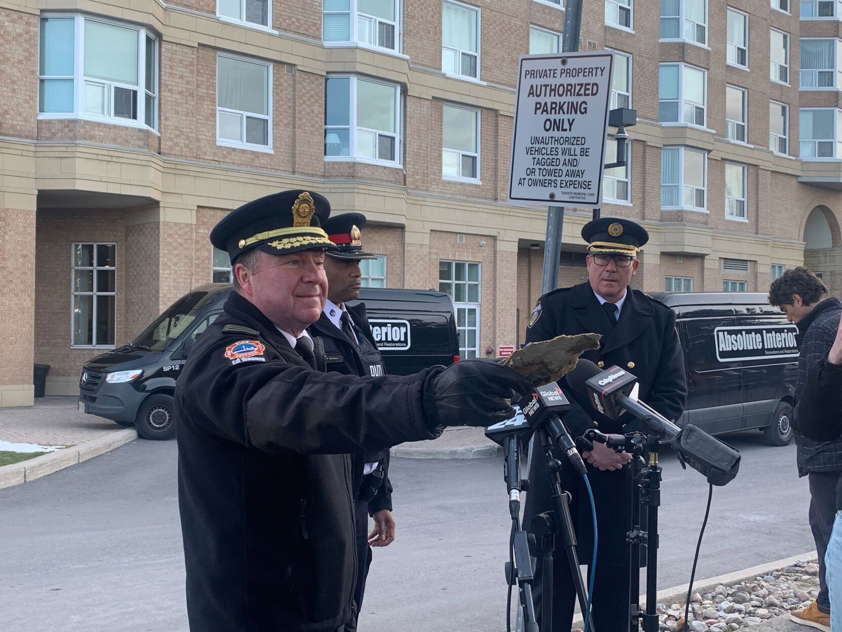 Thorncliffe Park condo fire continues to burn after four days