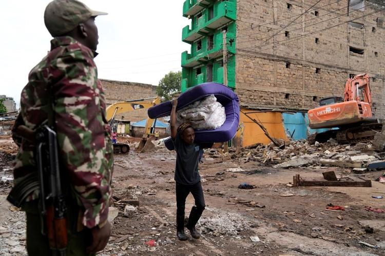 Poor Kenyans feel devastated by floods and brutalized by the government ...