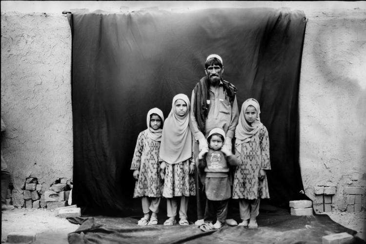 From an old-style Afghan camera, a new view of life under the Taliban ...