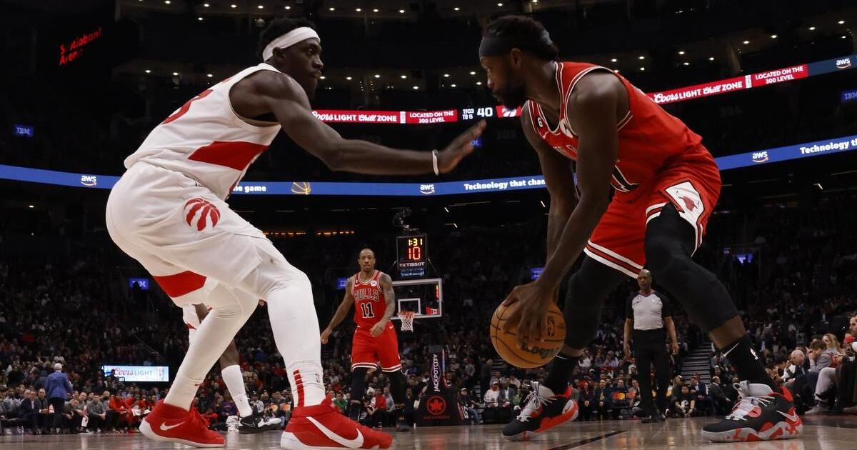 Raptors beat the Bulls at their defensive game