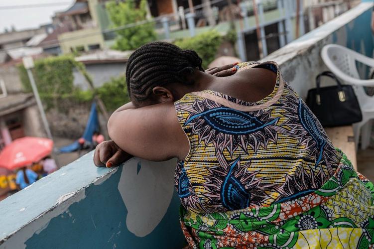 A free childbirth program ends in eastern Congo at the worst of times