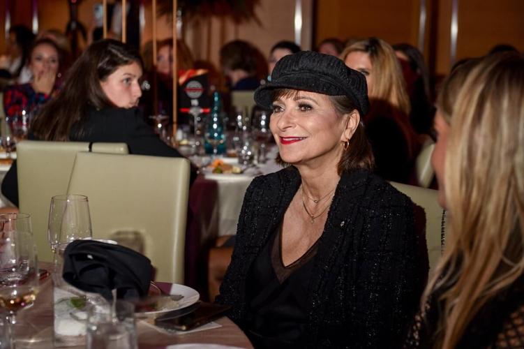 Jeanne Beker wins a Women’s Empowerment Award