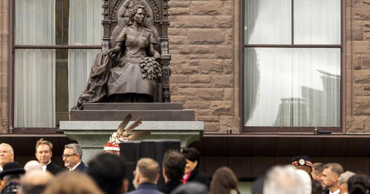 Queen Elizabeth II statue unveiled at Queen’s Park
