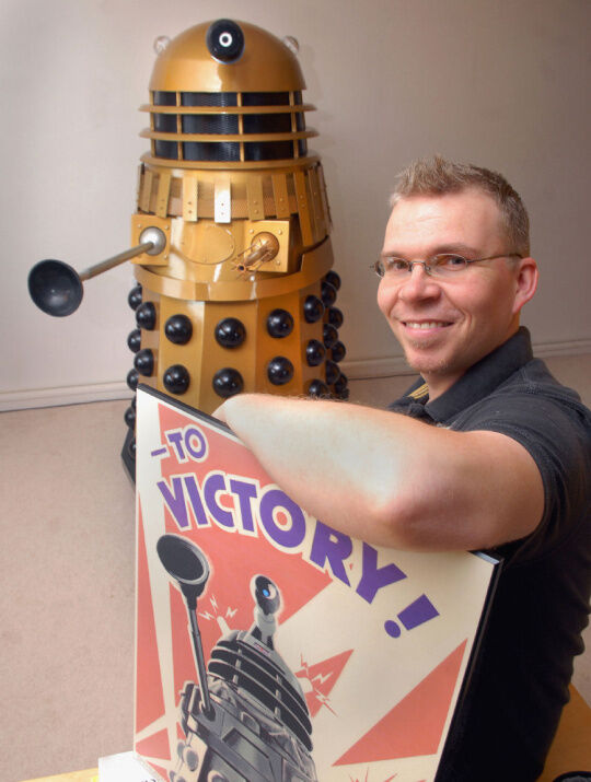 Doctor Who buffs build life-sized Dalek