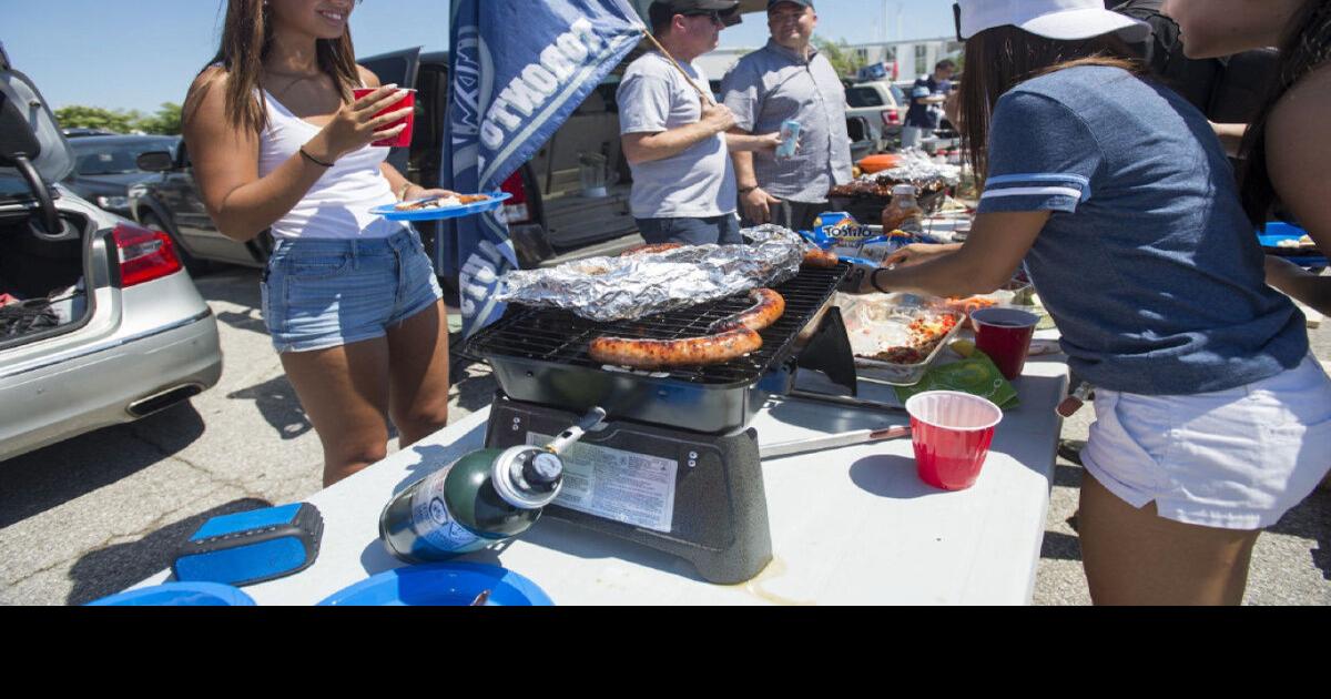 How to tailgate in Toronto
