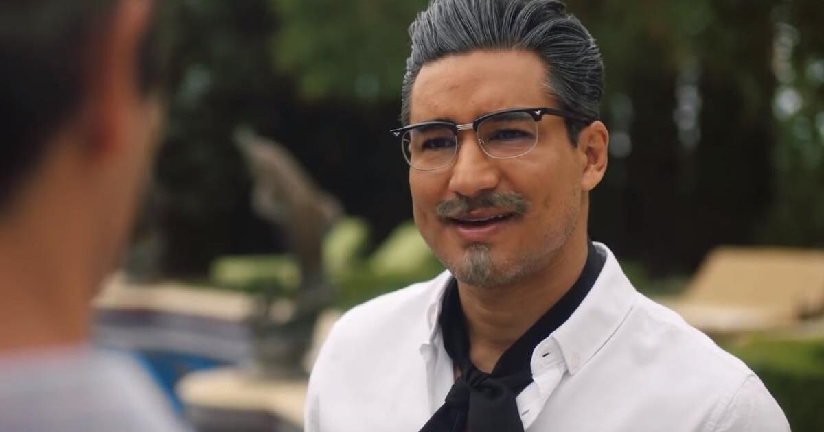Mario Lopez as a sexy Colonel Sanders is a recipe for eyeball indigestion