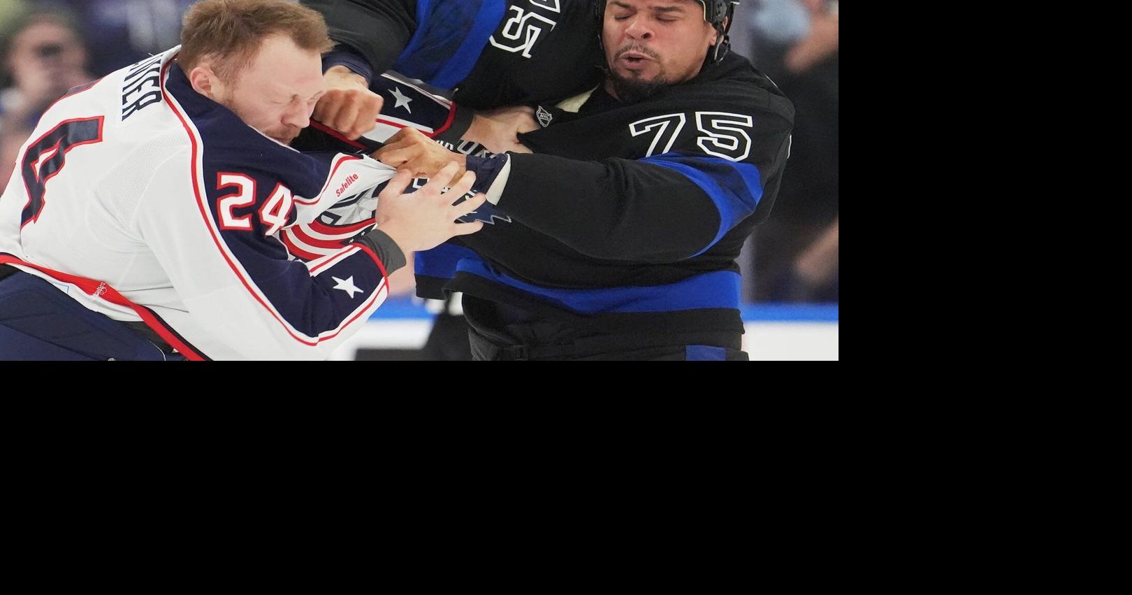 Reports: Toronto Maple Leafs place forward Ryan Reaves on waivers