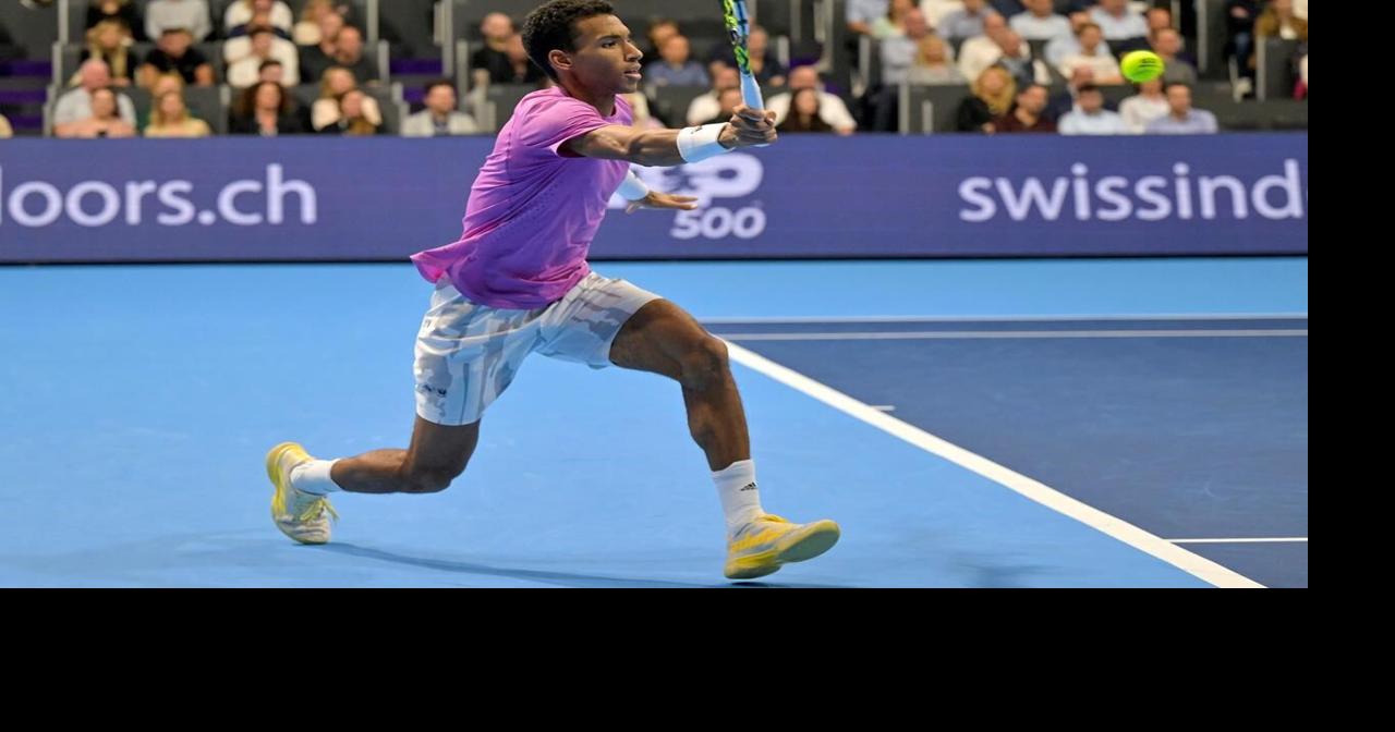 Auger-Aliassime wins Swiss Indoors for 3rd title in October