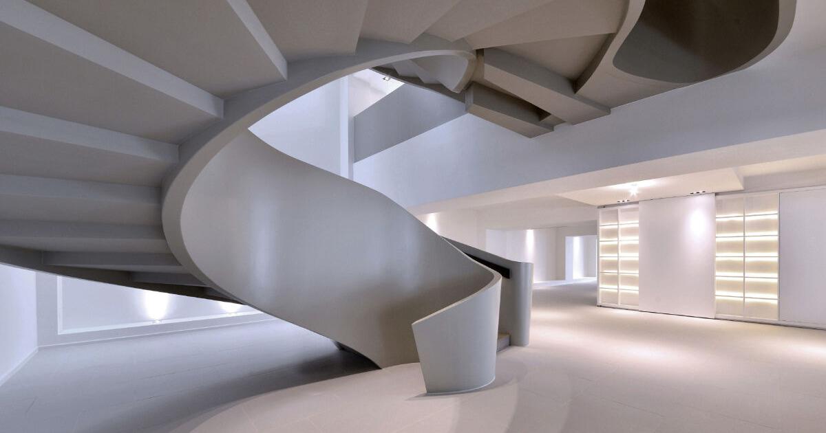 Hong Kong’s Ribbon House staircase anchors open design