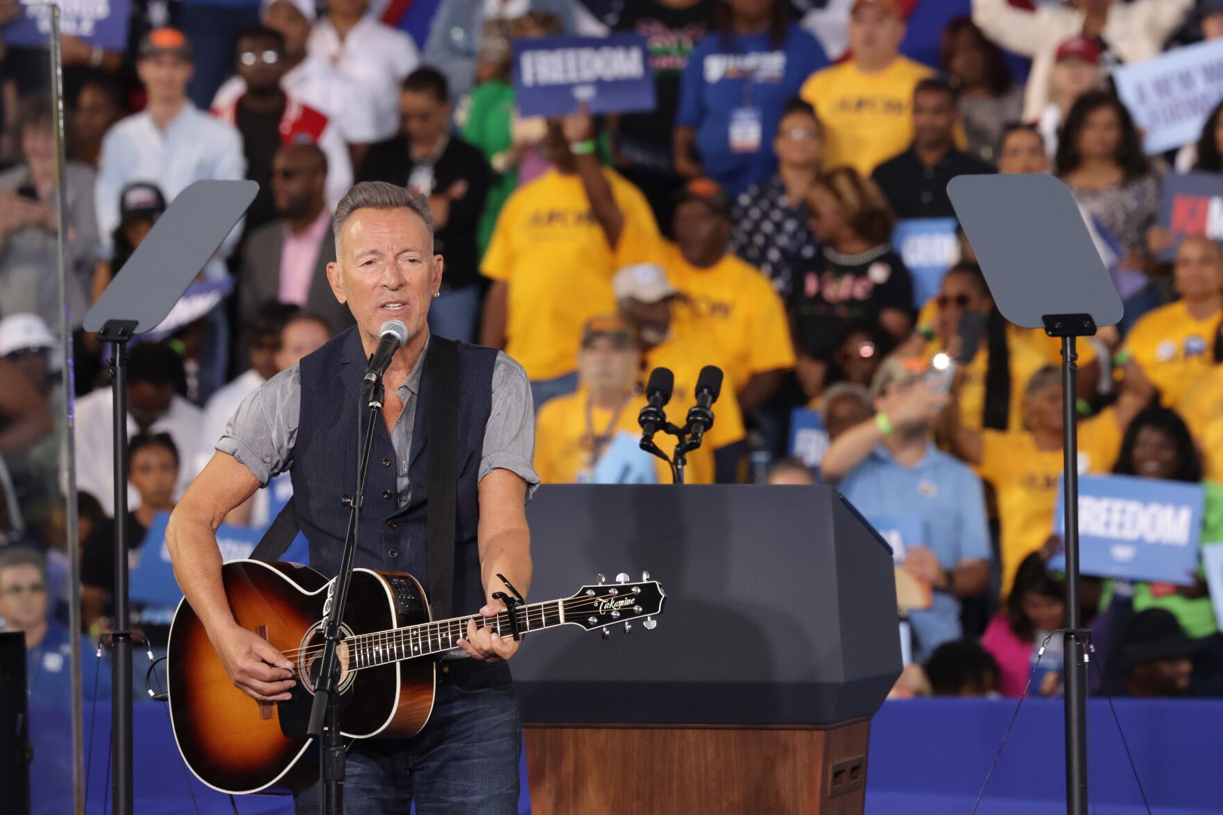 Kamala Harris unleashes all-star entourage at Georgia rally