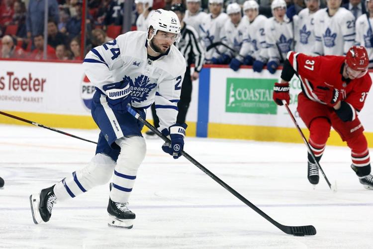 Leafs forward Scott Laughton out week-to-week with lower-body injury
