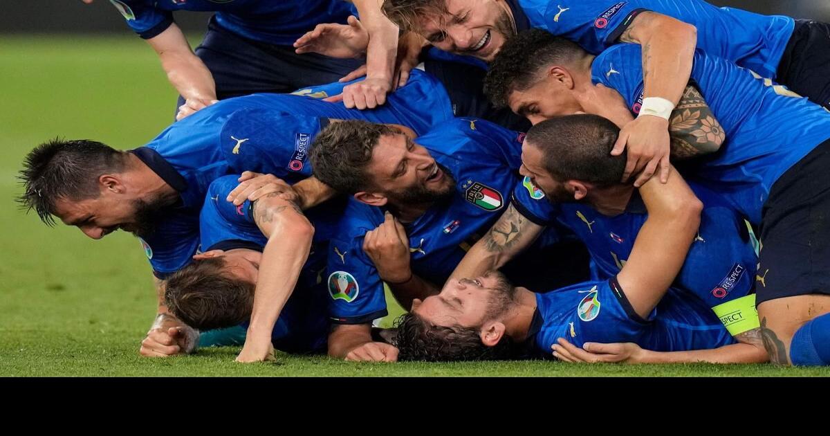 Watch: Italy runs riot in Rome, again. And Wales wows against Turkey ...