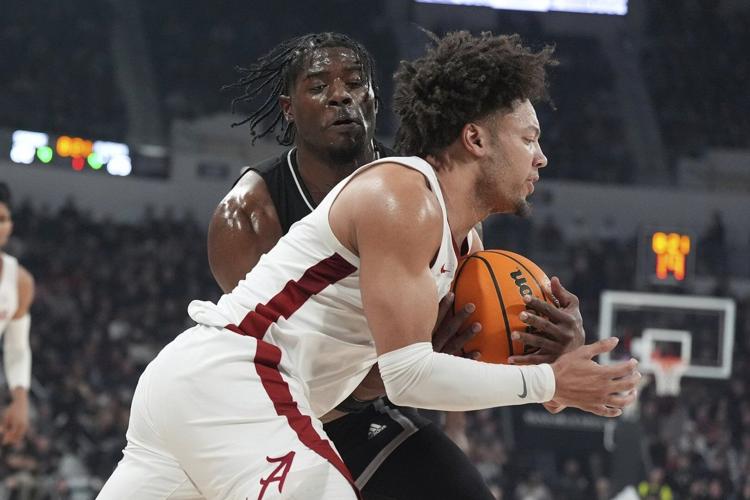 Chris Youngblood scores 23 to lead No. 4 Alabama over No. 14 ...