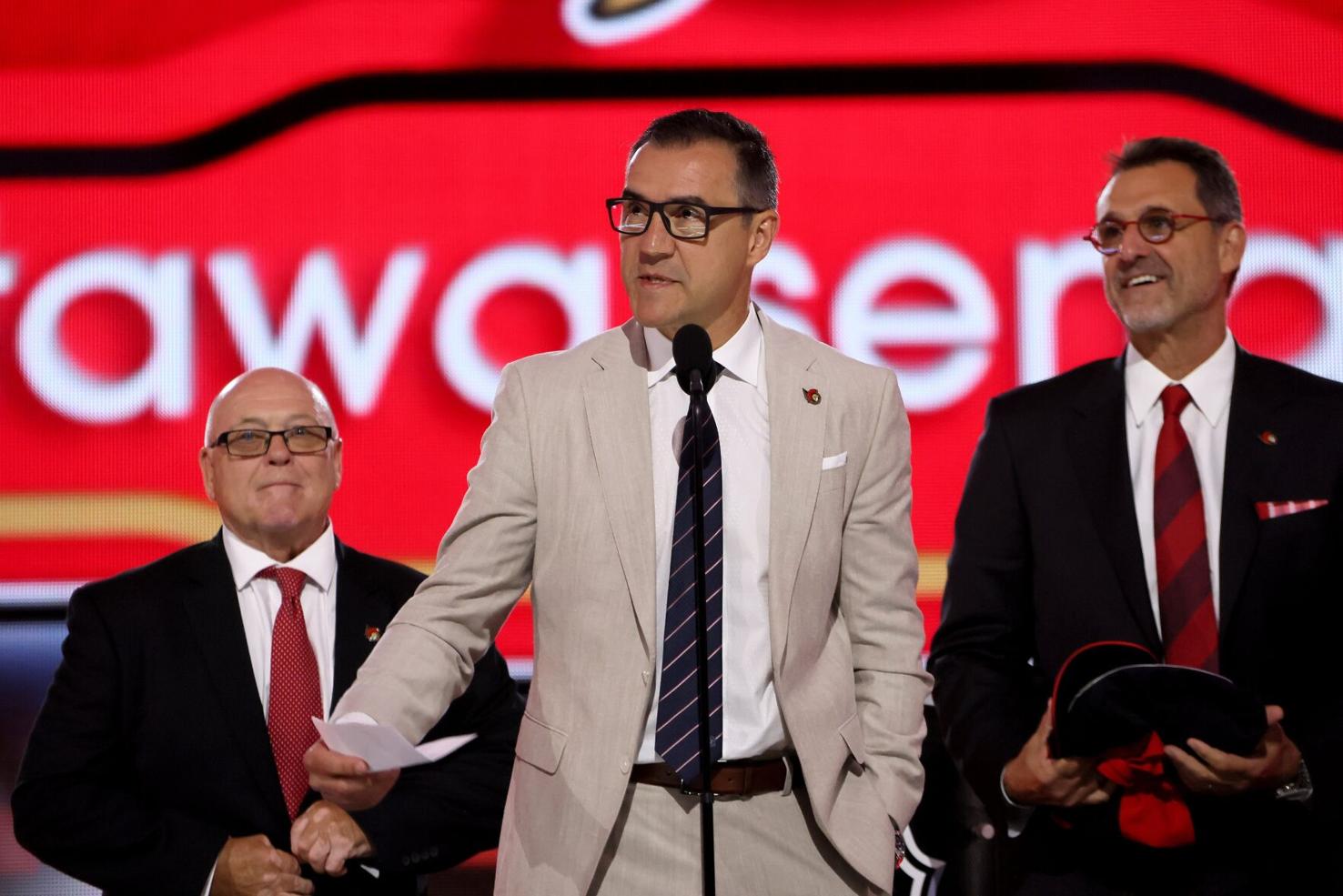 How Senators handled Linus Ullmark rumours caught me by surprise