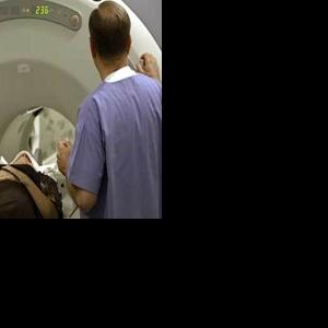 Bone drug Zometa helps shrink breast tumors: study