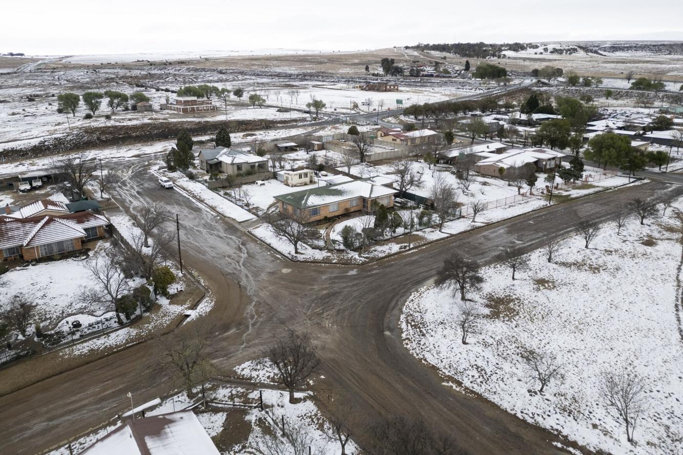 In photos: South Africa hit with rare heavy snowfall