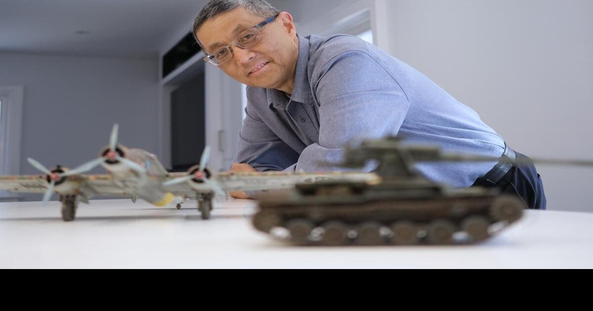 Model builders turn plastic kits into works of art