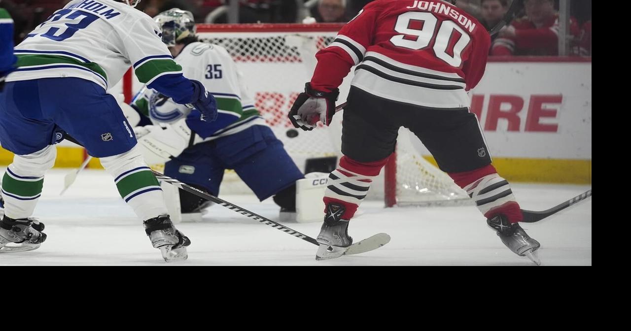 Garland, Joshua pace Canucks to 4-2 win over Blackhawks