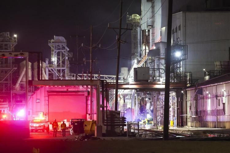 Explosion and fire injures 8 workers at Illinois soybean processing plant