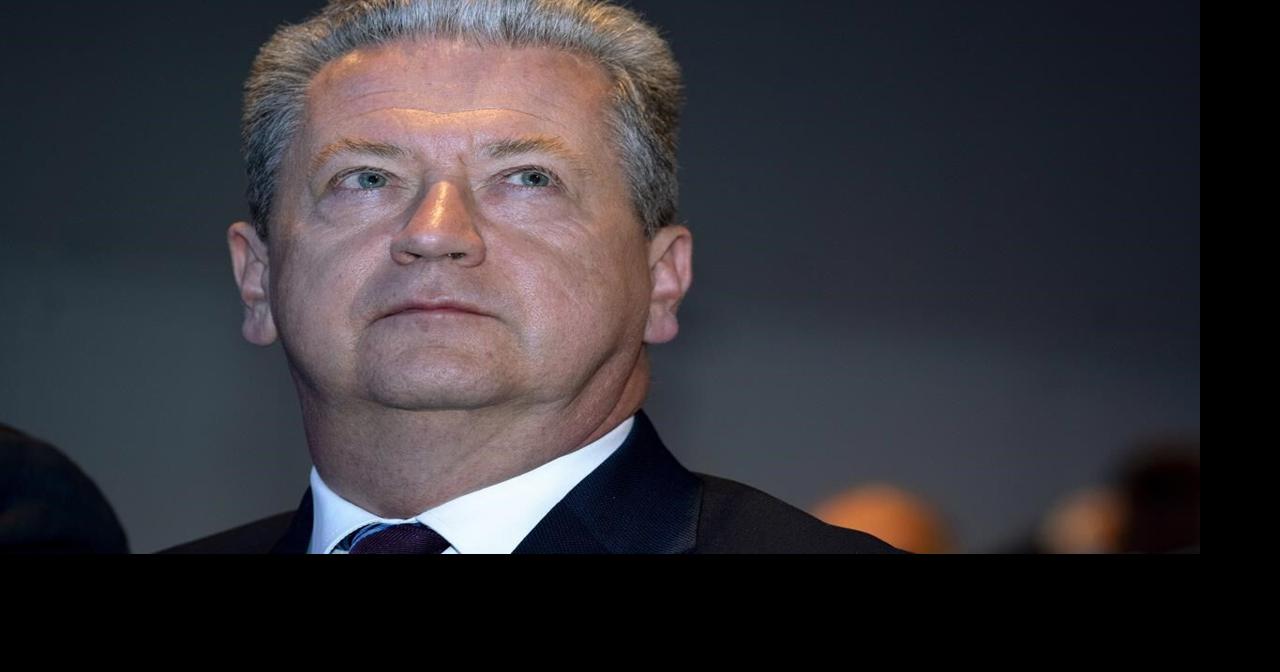 Ex-SNC-Lavalin CEO Neil Bruce says succession process began in 2018