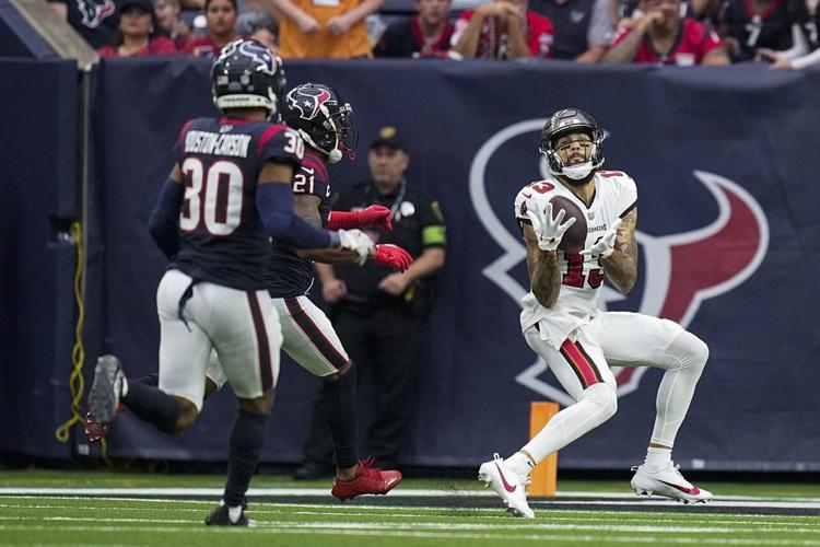 Stroud has 5 TDs and rookie-record 470 yards passing to lift Texans past Bucs 39-37