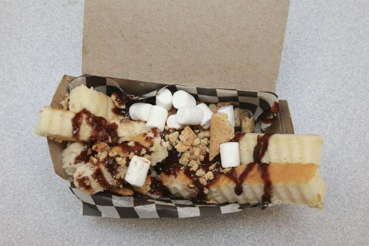 From baked crickets to cake poutine, here’s what we ate in 2015