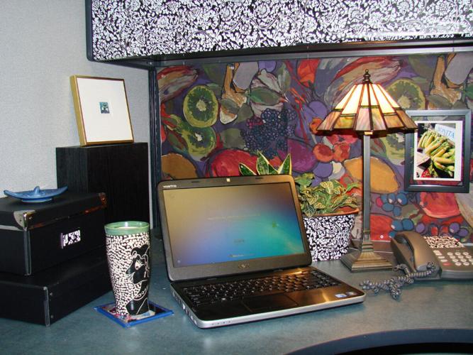 The office cubicle: decorating that home away from home