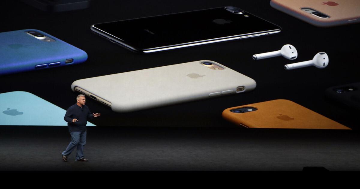 Apple planning to release new-look iPhone this fall for 10th anniversary