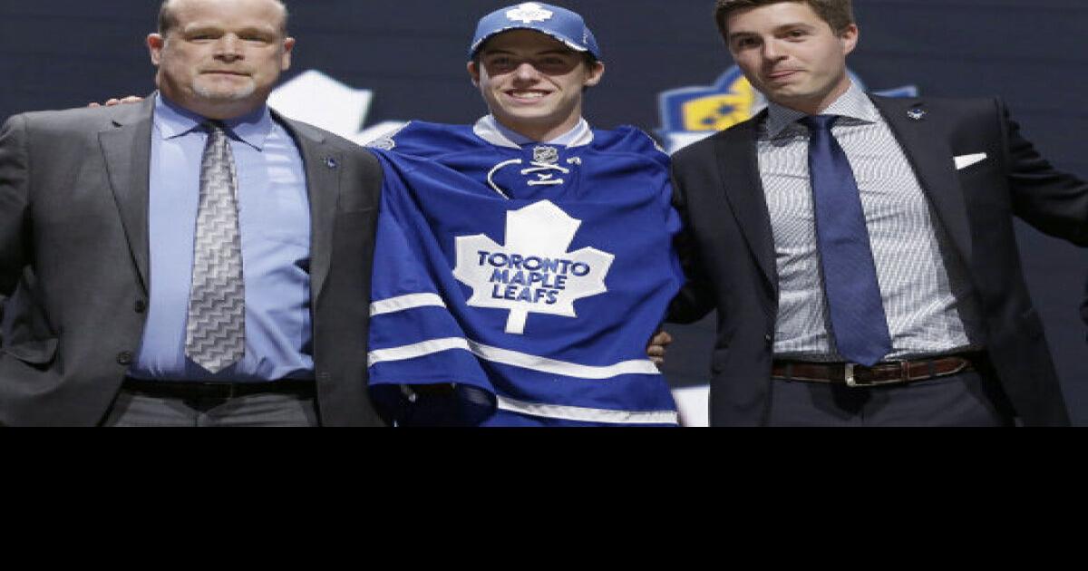 Maple Leafs take Mitch Marner with No. 4 in NHL draft