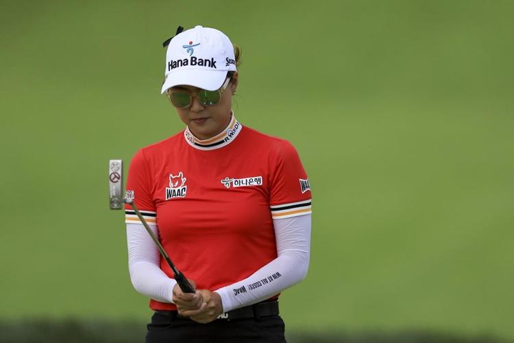 Jeongeun Lee6 finds her form and leads LPGA in Cincinnati