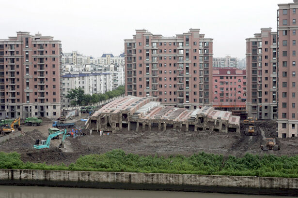 Three held in Shanghai building collapse