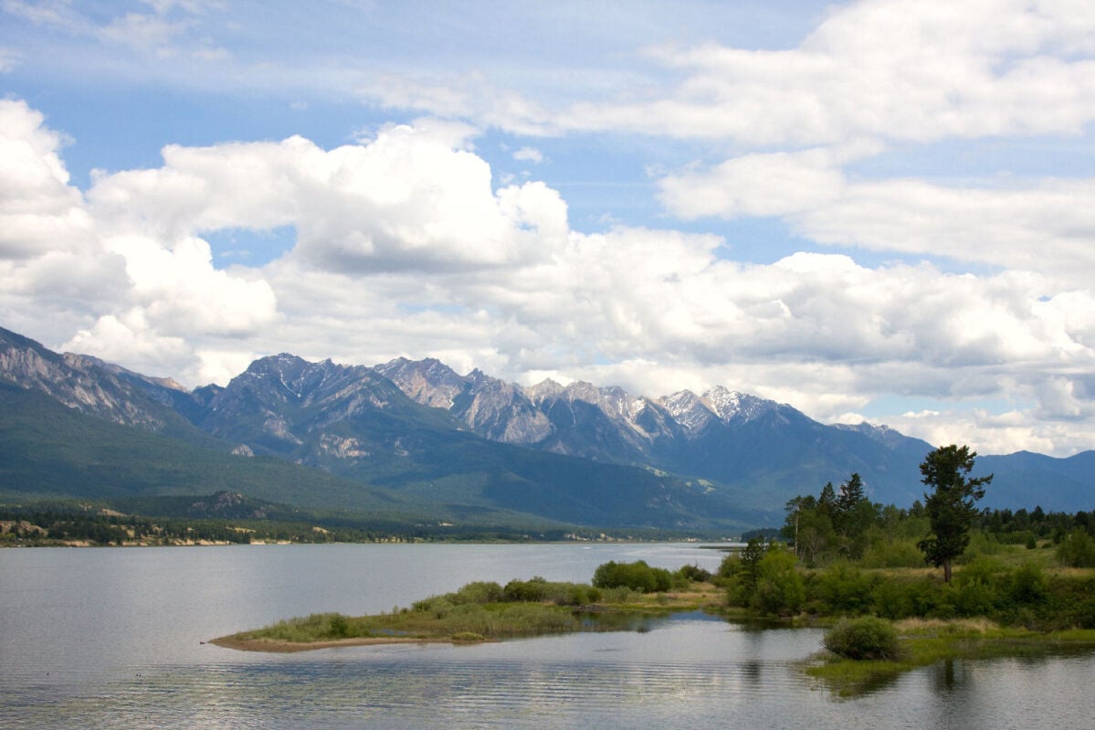 Canada Travel: Lake Windermere a major draw for visitors to the British ...