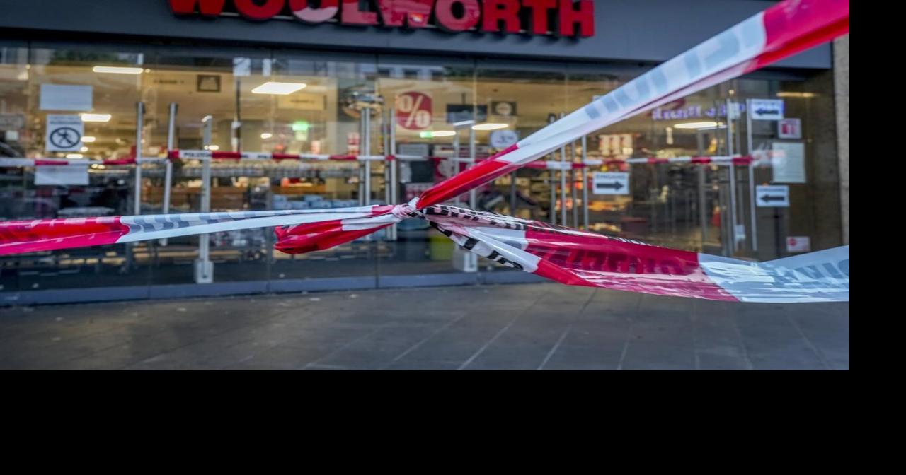 Authorities puzzle over motive for German knife attack