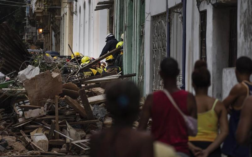 The collapse of a building in Havana has left 3 people dead and at ...