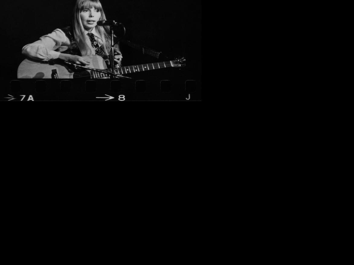 Joni Mitchell returns, more electric than ever